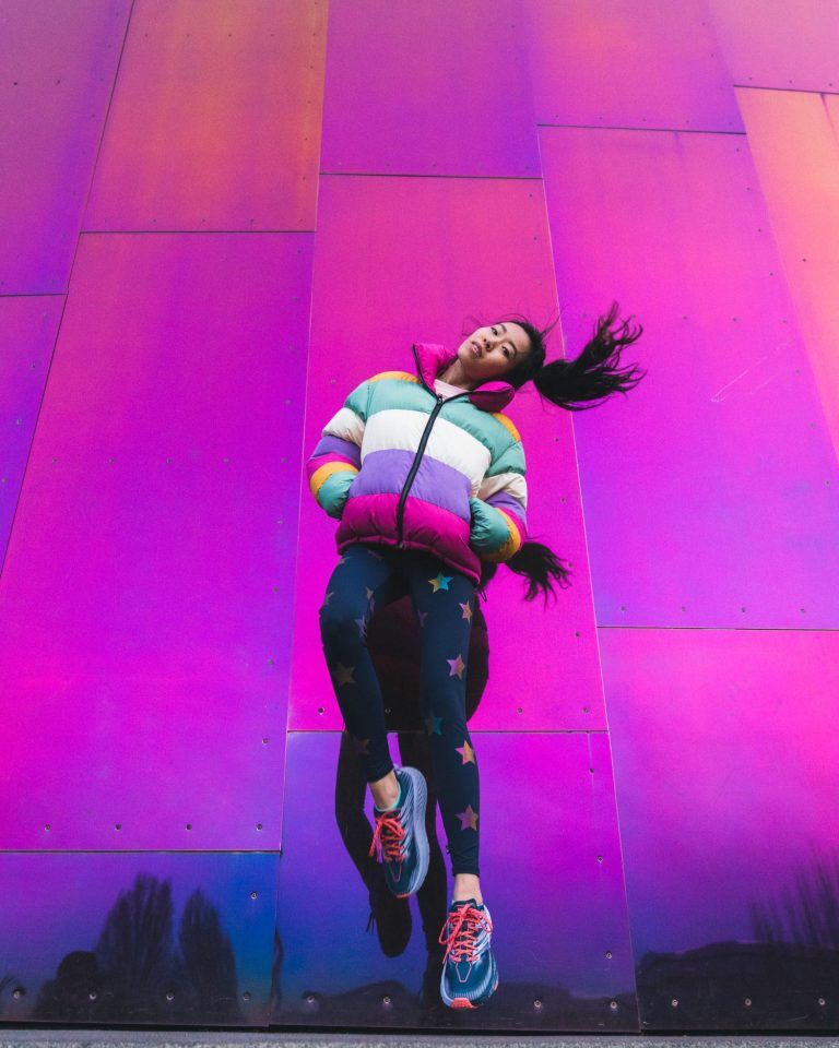 10 Dynamic Photography Posing Ideas to Try for Instagram