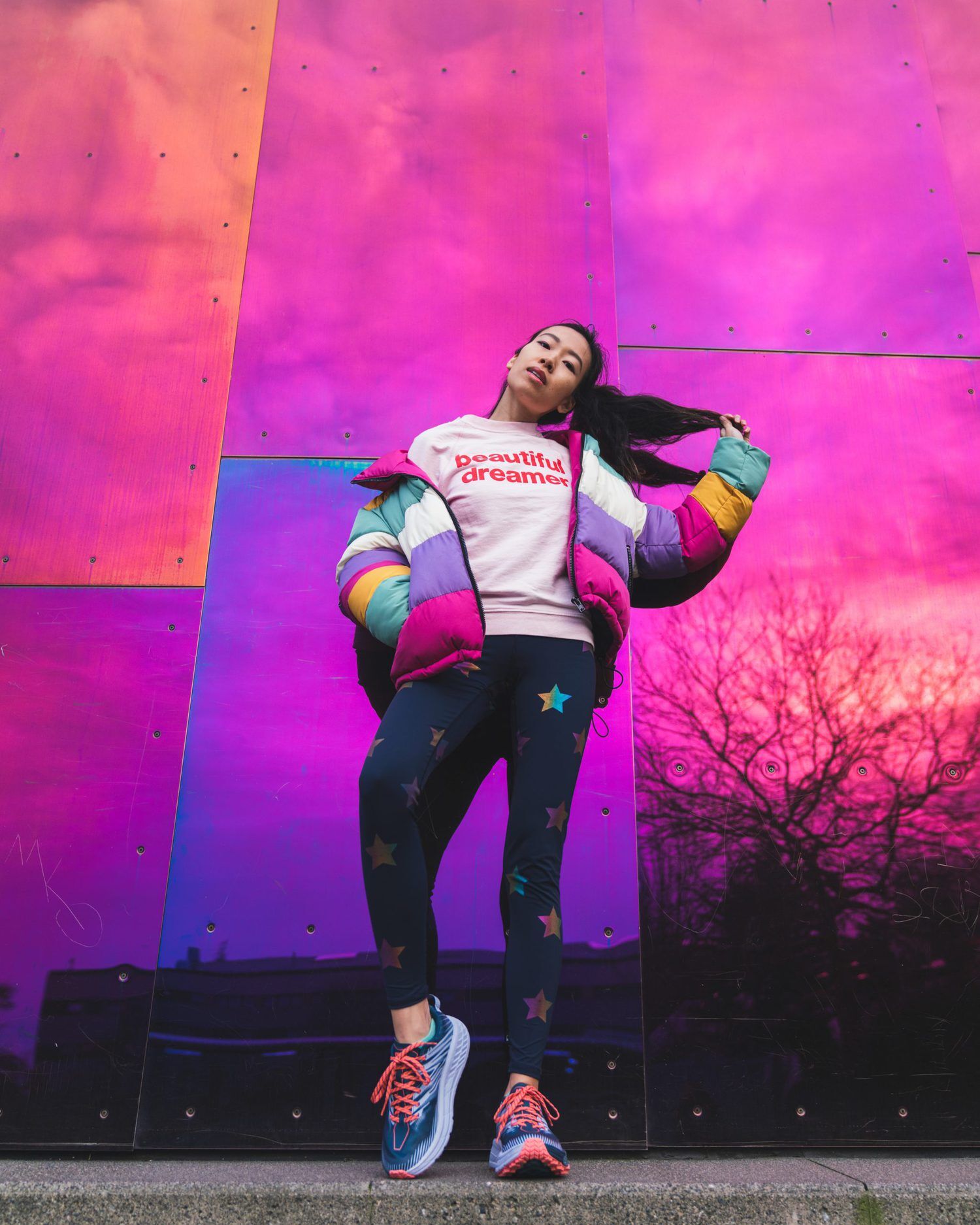 10 Dynamic Photography Posing Ideas to Try for Instagram